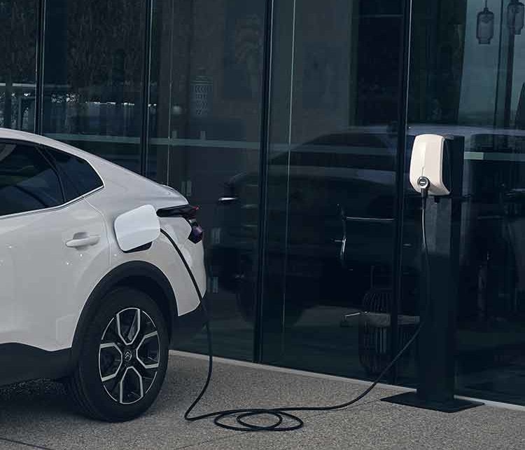 Citroën C4 X i električni ë-C4 X| Elegantni i jedinstveni koncept